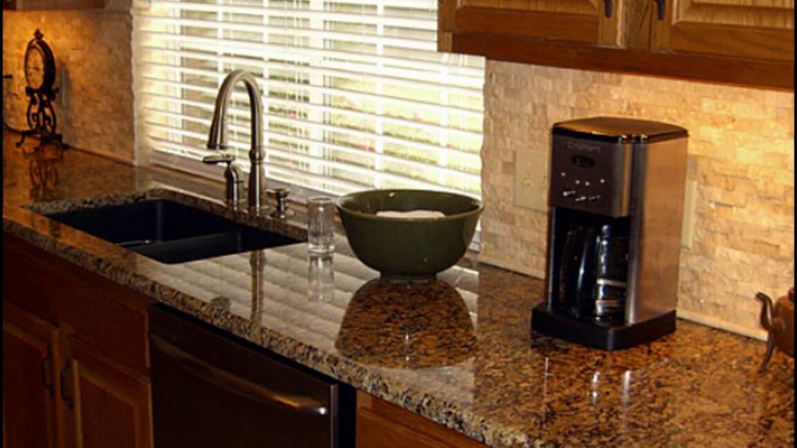 Stunning Kitchen Backsplash Ideas for Granite Countertops